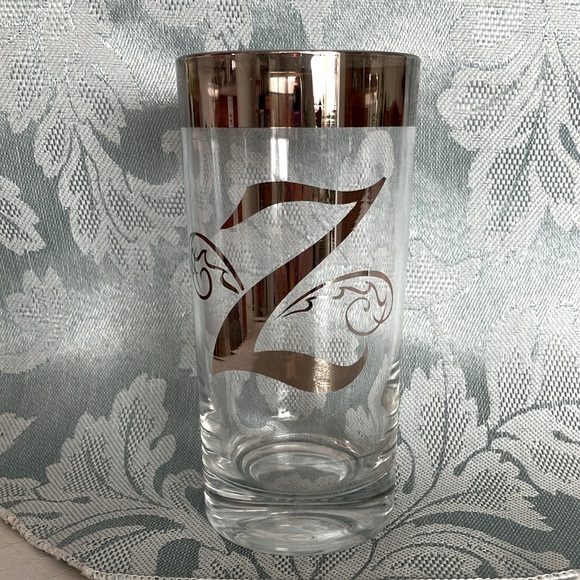 QUEENS LUSTERWARE | Dining | Vintage Monogram Z Silver Scrolls Rim ...